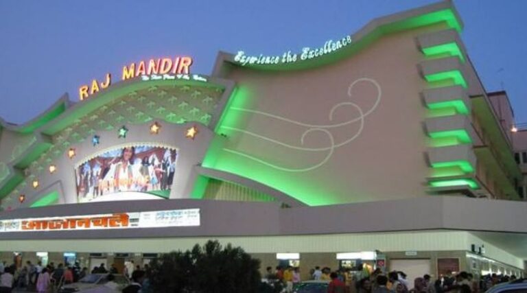Nightlife In Jaipur - 12 Best Places To Visit In Jaipur At Night ...