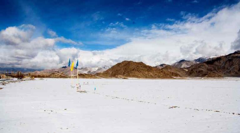 Top 6 Snowfall Destinations In India | Travel Character